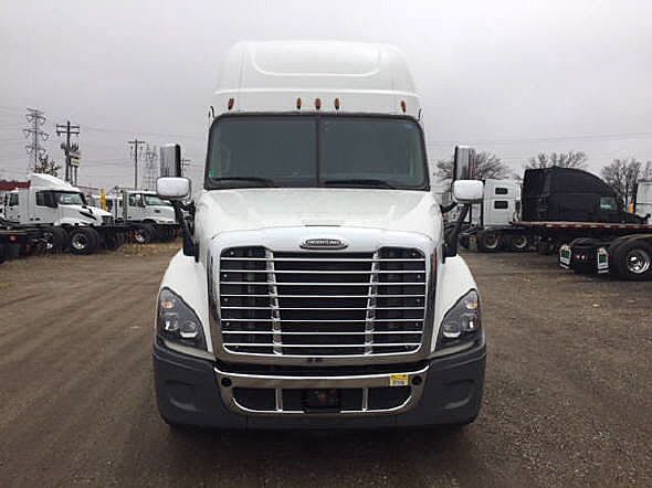 2016 Freightliner Cascadia (For Sale) | Sleeper Truck | #DU2351