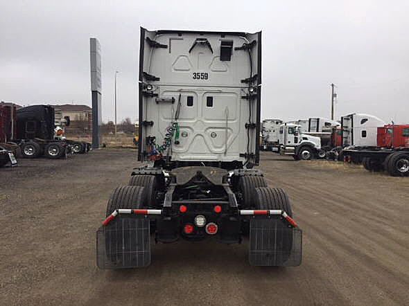 2016 Freightliner Cascadia For Sale | Sleeper Truck | #DU2351