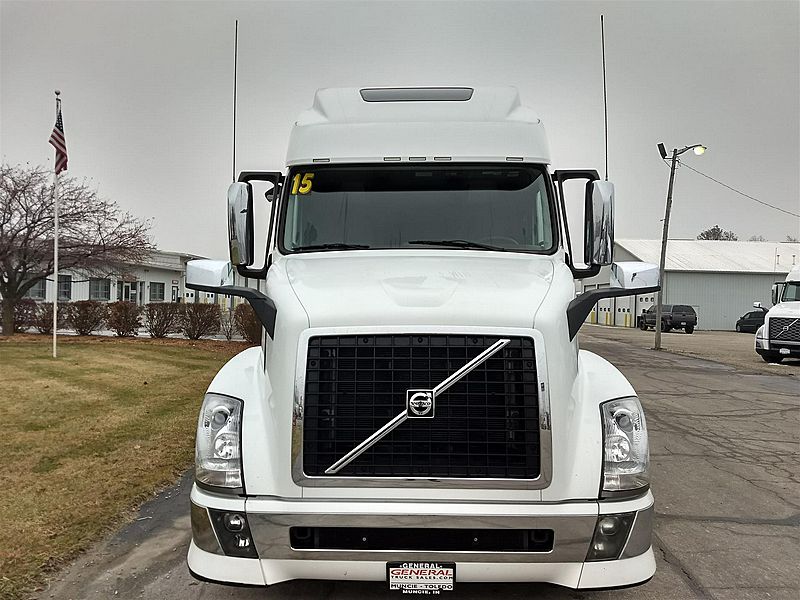 2015 Volvo VNL 670 For Sale | 61" Sleeper | #T56473