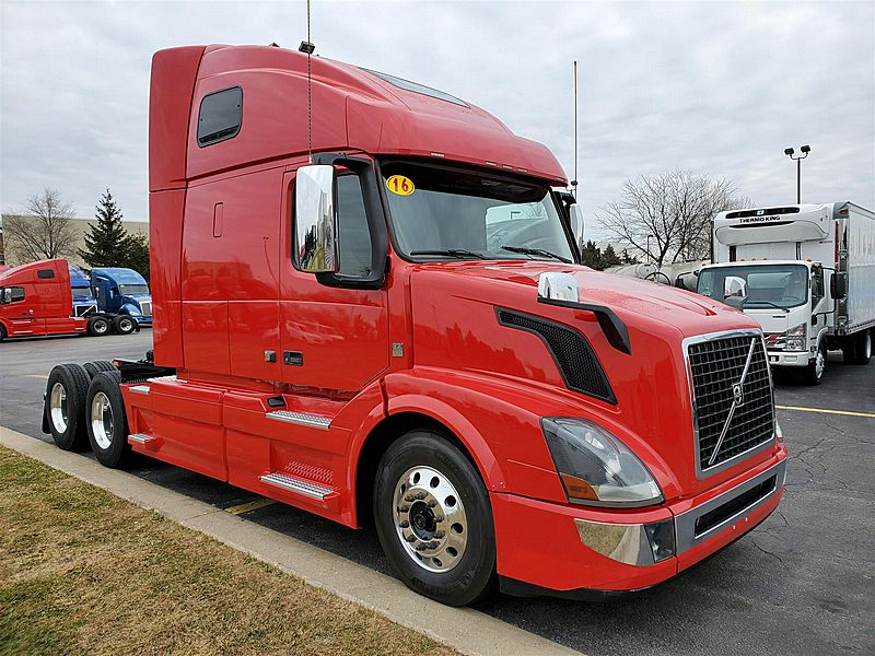 2016 Volvo VNL 670 For Sale | 61" Sleeper | #UT100378