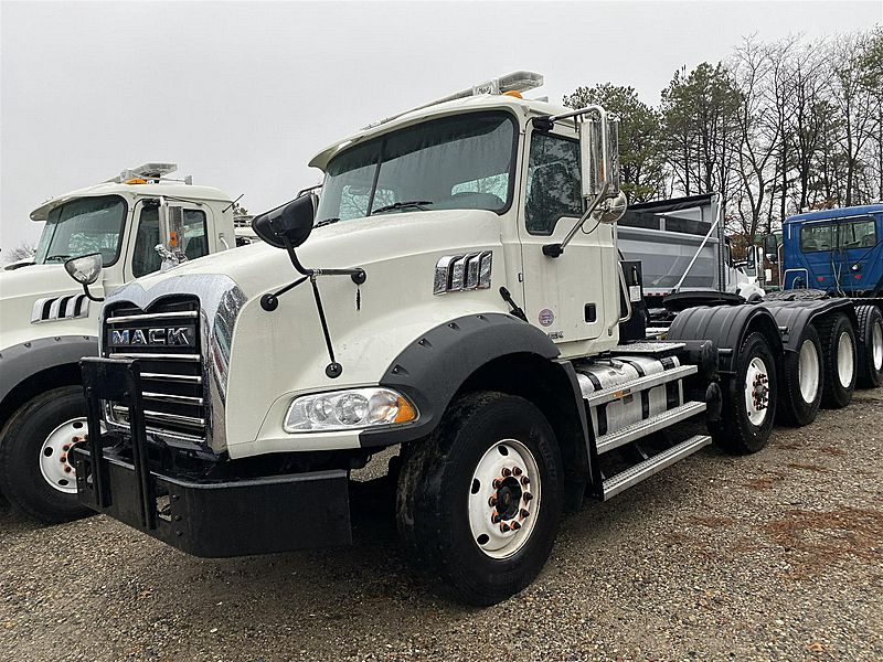 2016 Mack Granite GU813 (For Sale) | Dump Truck | #UM-591
