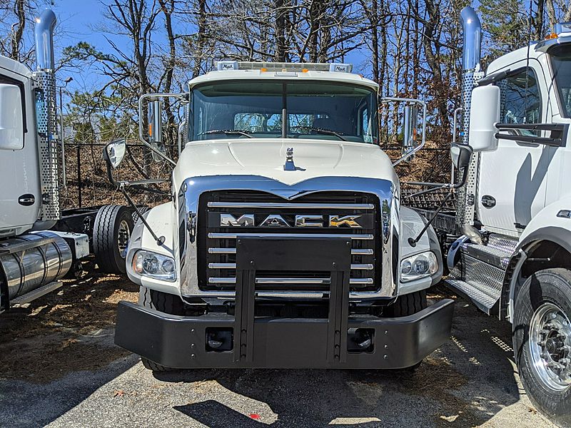 2017 Mack GU813 (For Sale) | Day Cab | #UC-2256