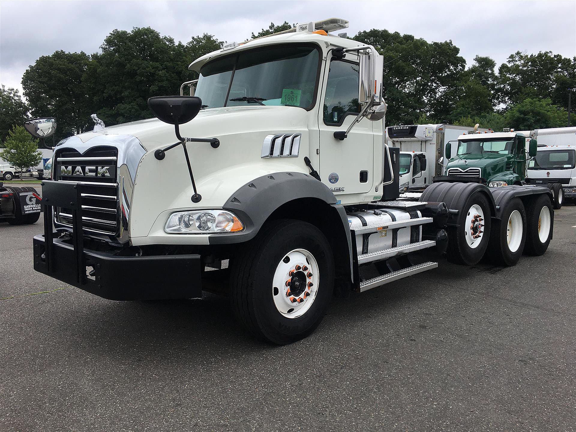 2017 Mack GU813 (For Sale) | Day Cab | #UC-2256