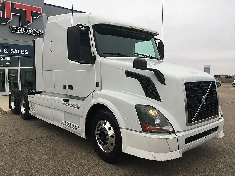 2015 Volvo VNL 630 (For Sale) | 61" Sleeper | #UT100429