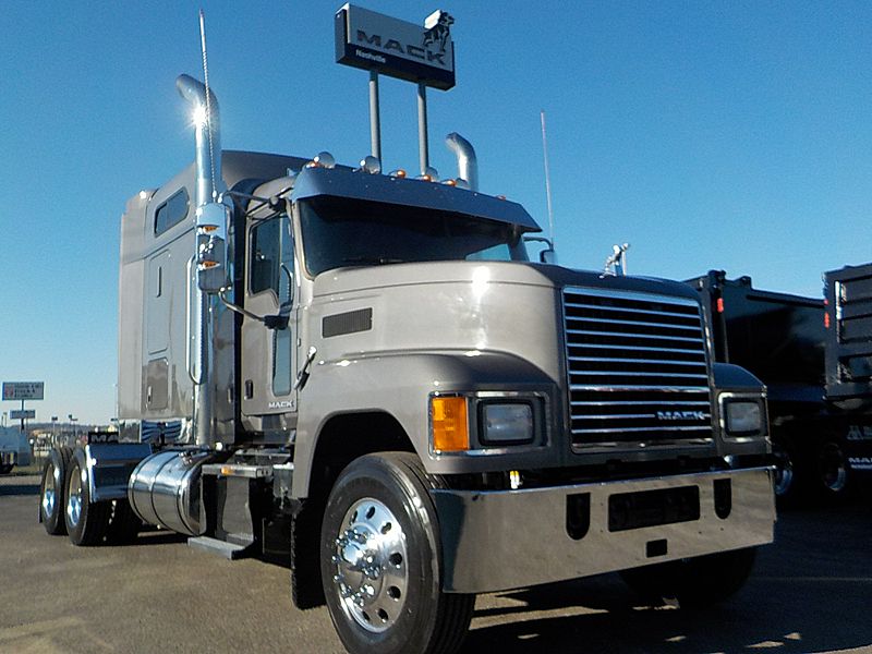 2018 Mack Pinnacle CHU613 Rawhide (For Sale) | 70" Sleeper | #6990911