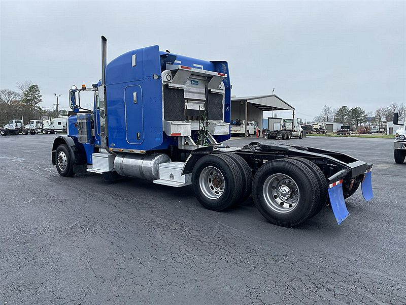 2005 Peterbilt 379 For Sale | 63" Sleeper | #1229C