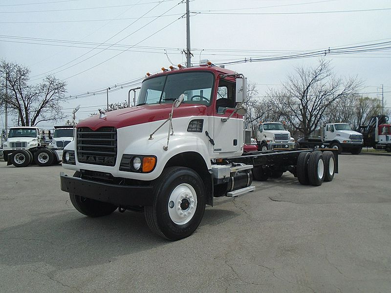2006 Mack Granite CV713 (For Sale) | Cab & Chassis | #TCC-52204