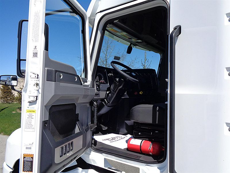 2021 Mack Anthem Sleeper (For Sale) | 70" Sleeper | #M21007