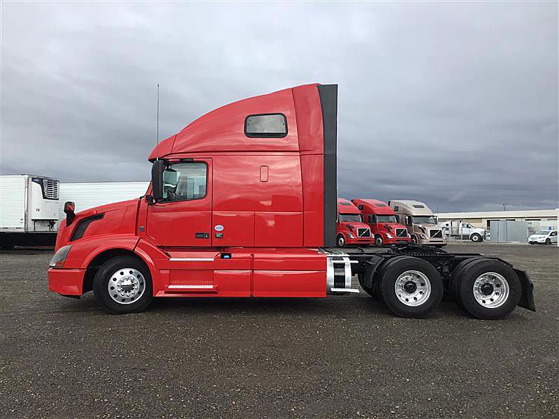 2016 Volvo VNL 670 For Sale | 61" Sleeper | #237688