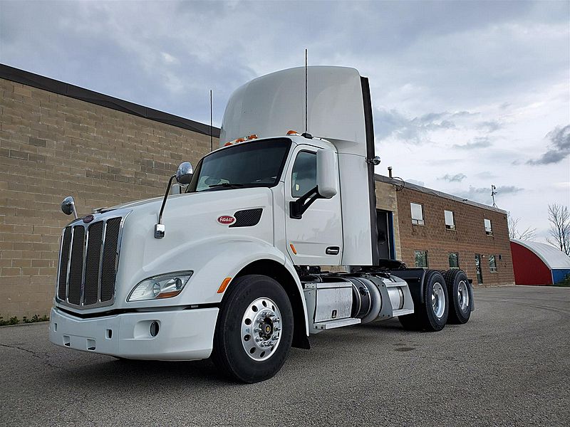 2014 Peterbilt 579 (For Sale) | Day Cab | #3144143