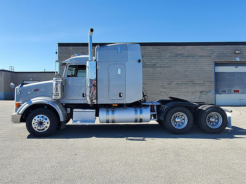 2005 Peterbilt 378 For Sale | 48" Sleeper | #3054145