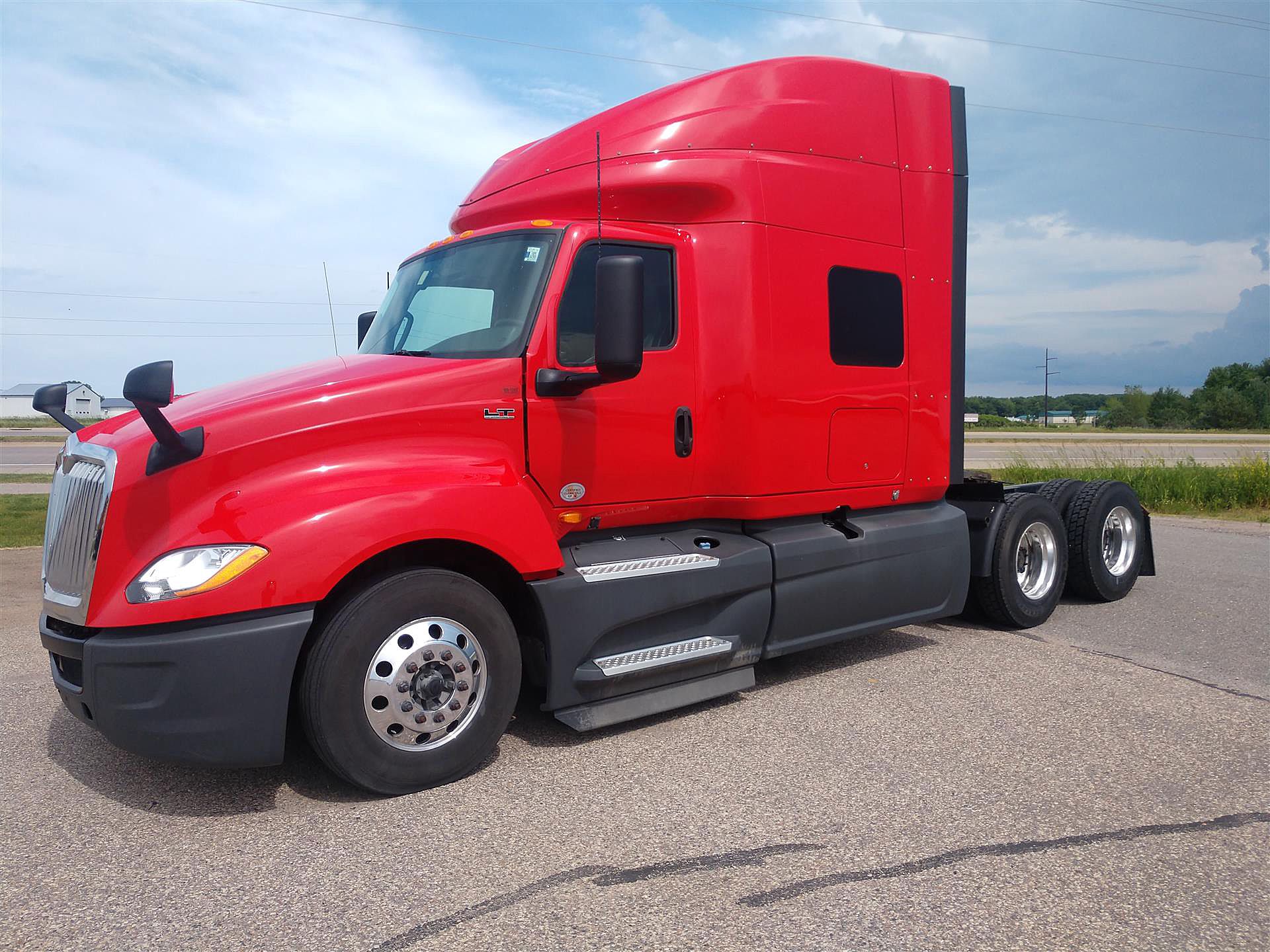 2018 International LT625 (For Sale) | 73" Sleeper | #653A-20