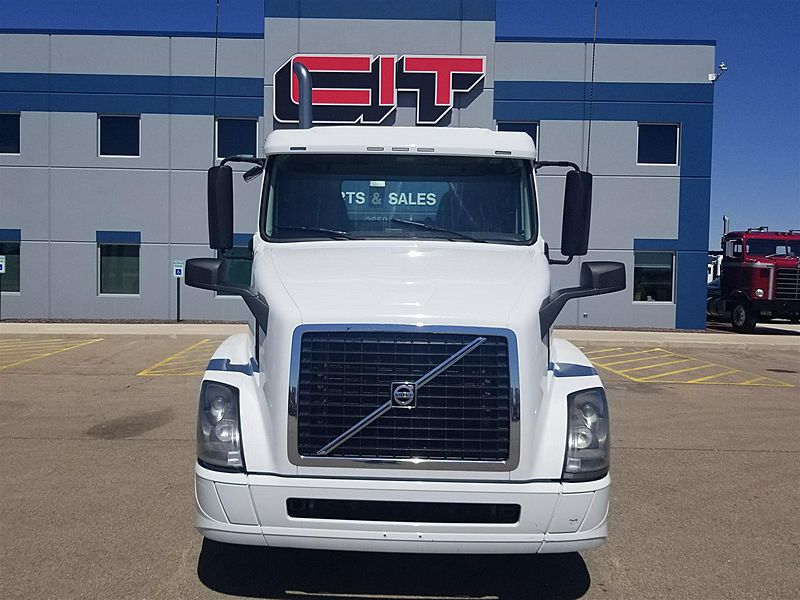2016 Volvo VNL (For Sale) | Semi Truck | #UT100704