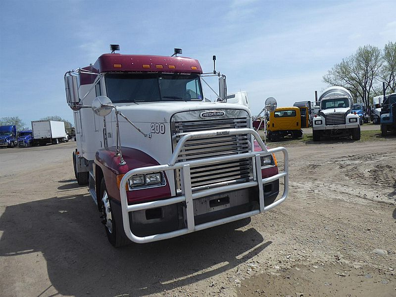 1997 Freightliner FLD120 For Sale | flat Sleeper | #9219