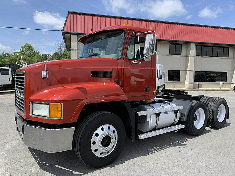 2003 Mack Pinnacle CH613 (For Sale) | Daycab | #U2806