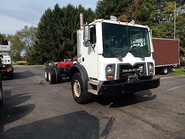 2010 Mack MRU 613 (For Sale) | Cab & Chassis | #8707