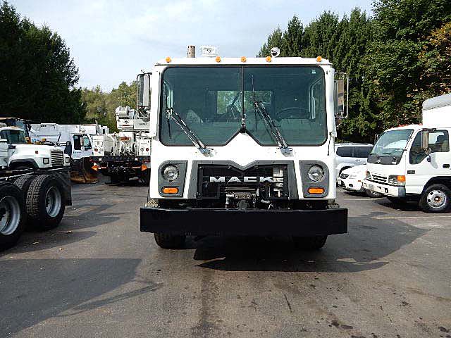2010 Mack MRU 613 (For Sale) | Cab & Chassis | #8707