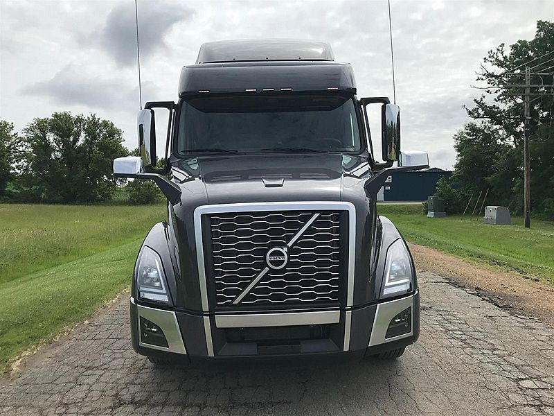 2021 Volvo VNL 740 For Sale | 70" Sleeper | #66535