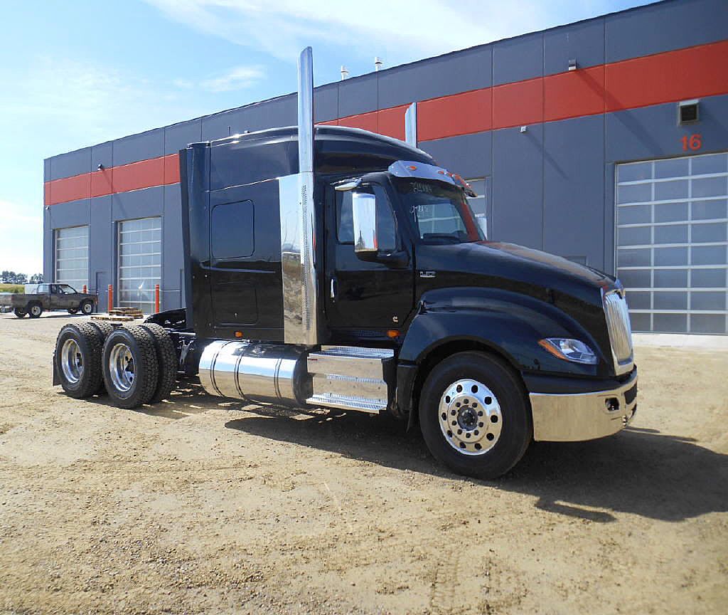 2020 International LT625 (For Sale) | 73" Sleeper | #320014