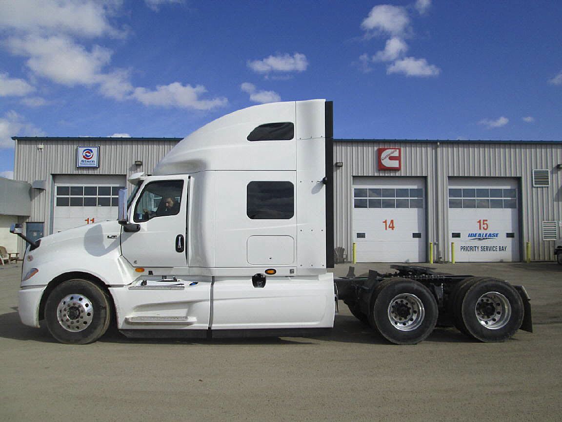 2020 International LT625 (For Sale) | 73" Sky Rise/Double Bunk | #365155