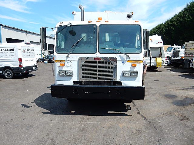 2005 Peterbilt 320 For Sale | Refuse Truck | #8692