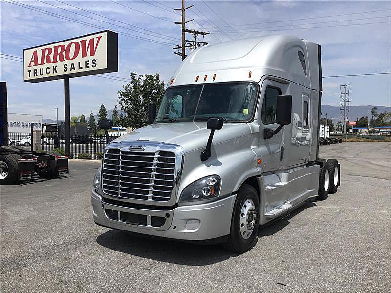 2017 Freightliner CASCADIA EVOLUTION (For Sale) | 72" Sleeper | #240429