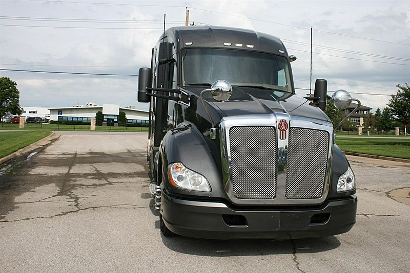 2017 Kenworth Custom T680 (For Sale) | 76" Sleeper | #11076