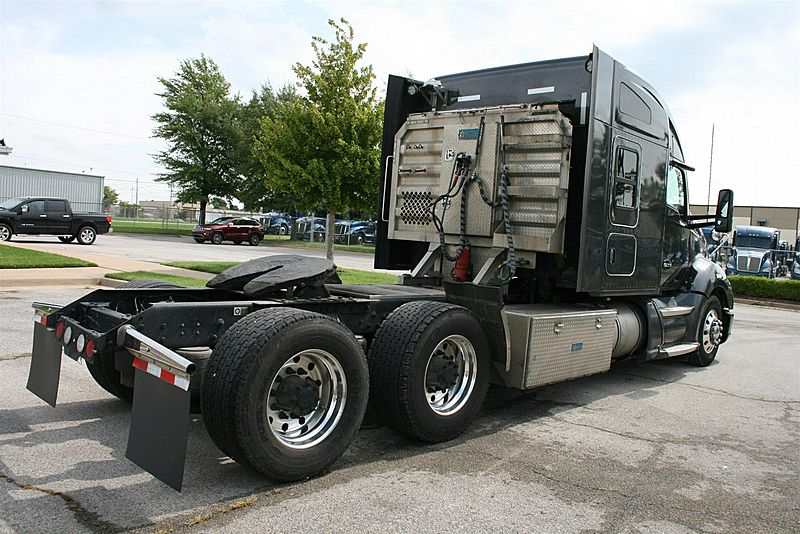 2017 Kenworth Custom T680 (For Sale) | 76" Sleeper | #11076