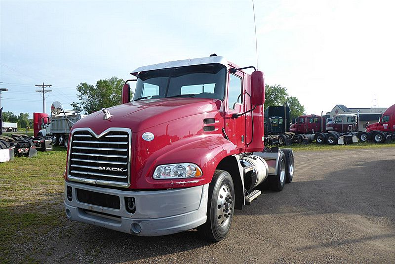 2012 Mack Pinnacle CXU613 (For Sale) | Semi Truck | #9333