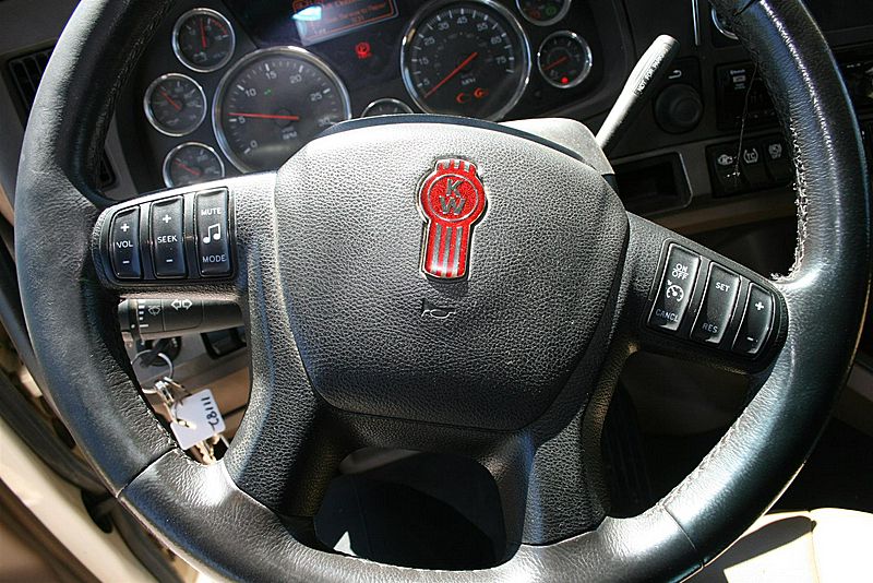 2017 Kenworth Custom T680 (For Sale) | 76" Sleeper | #11182