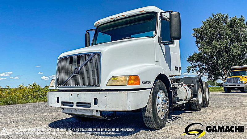 2002 Volvo VNL (For Sale) | Sleeper Truck | #C-30095