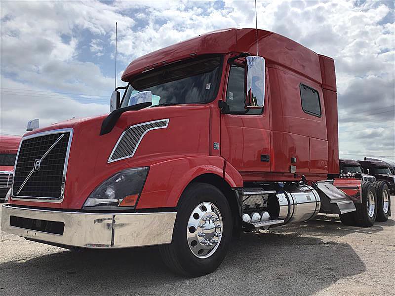2017 Volvo VNL 730 (For Sale) | 77" Sleeper | #241943