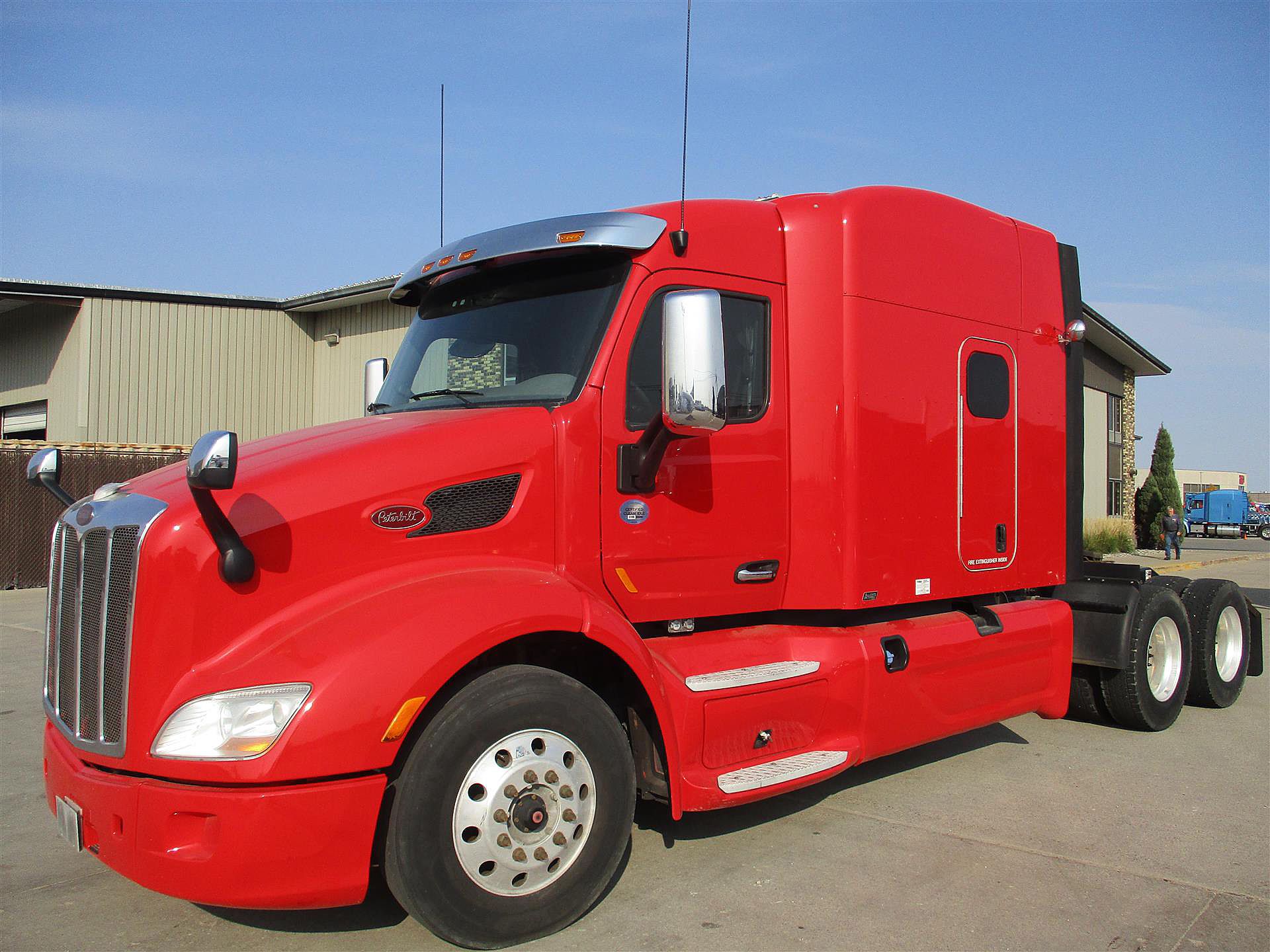2017 Peterbilt 579 (For Sale) | 80" Sleeper | #40N389703