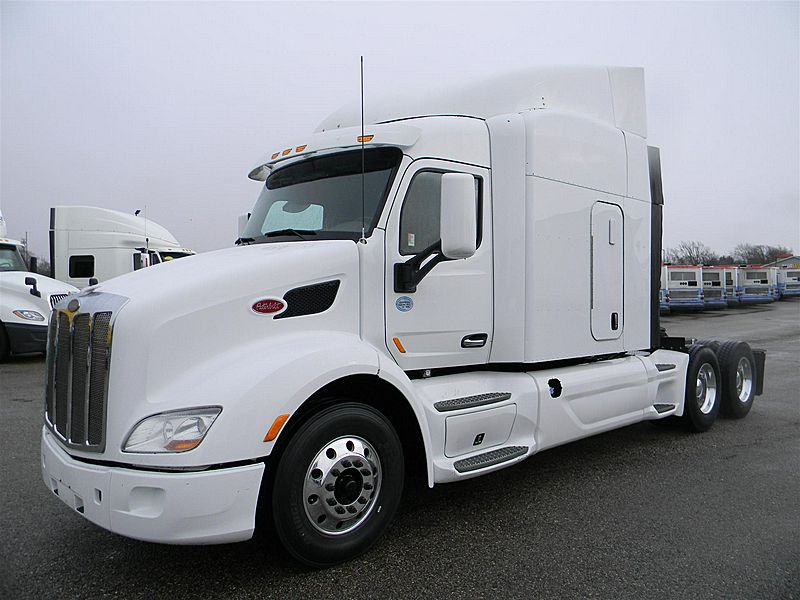 2016 Peterbilt 579 (For Sale) | Double Bunk Sleeper | #GD371305