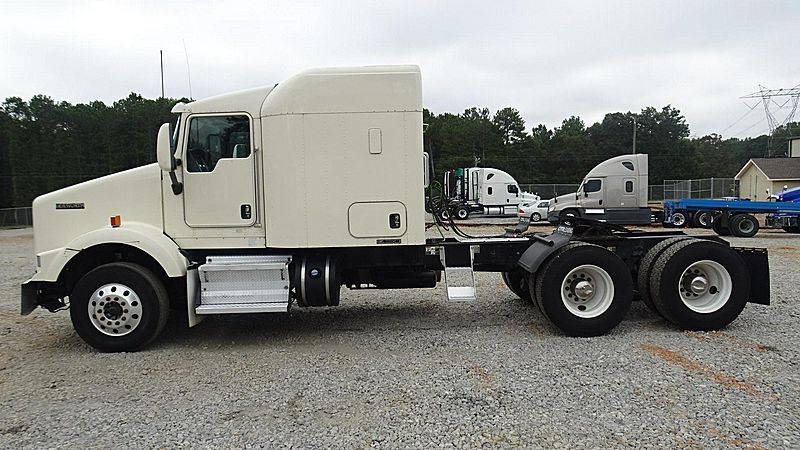 2015 Kenworth T800 (For Sale) | 72" Sleeper | #418430