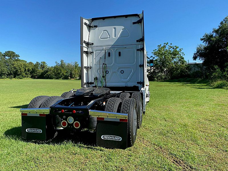 2021 Freightliner New Cascadia For Sale | 72" Sleeper | #MY2921