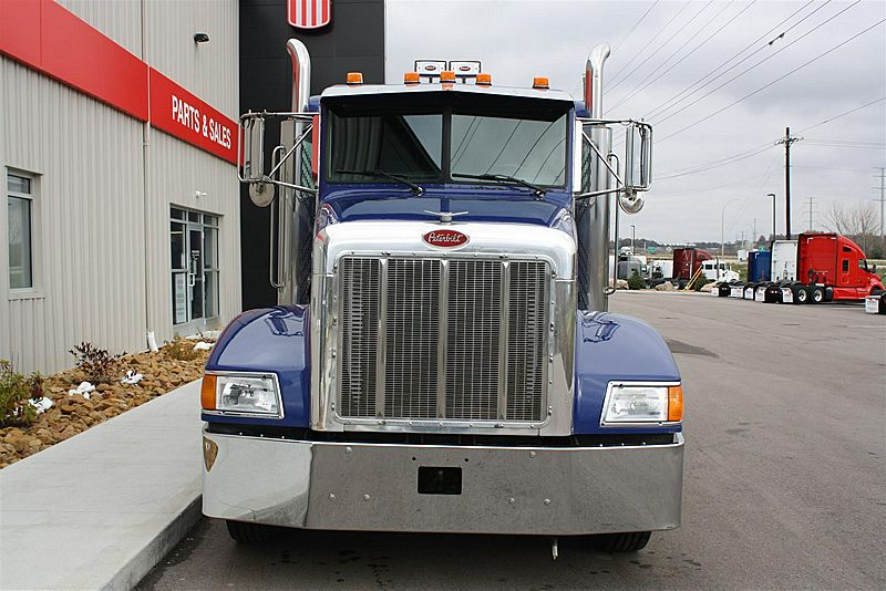2004 Peterbilt 385 (For Sale) | 48" Sleeper | #4355W