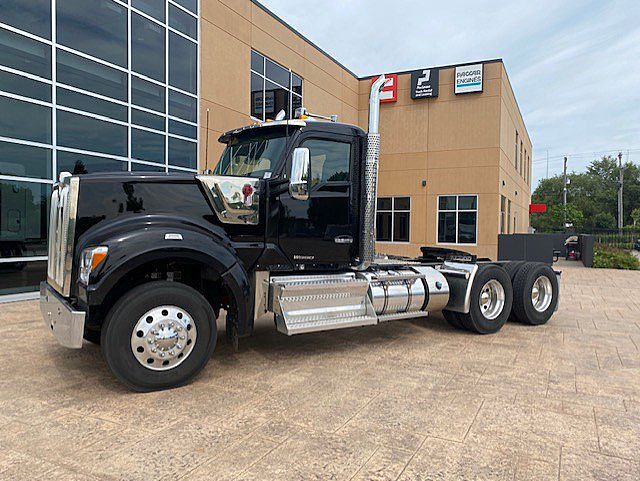 2020 Kenworth W990 (For Sale) | Day Cab | #4685