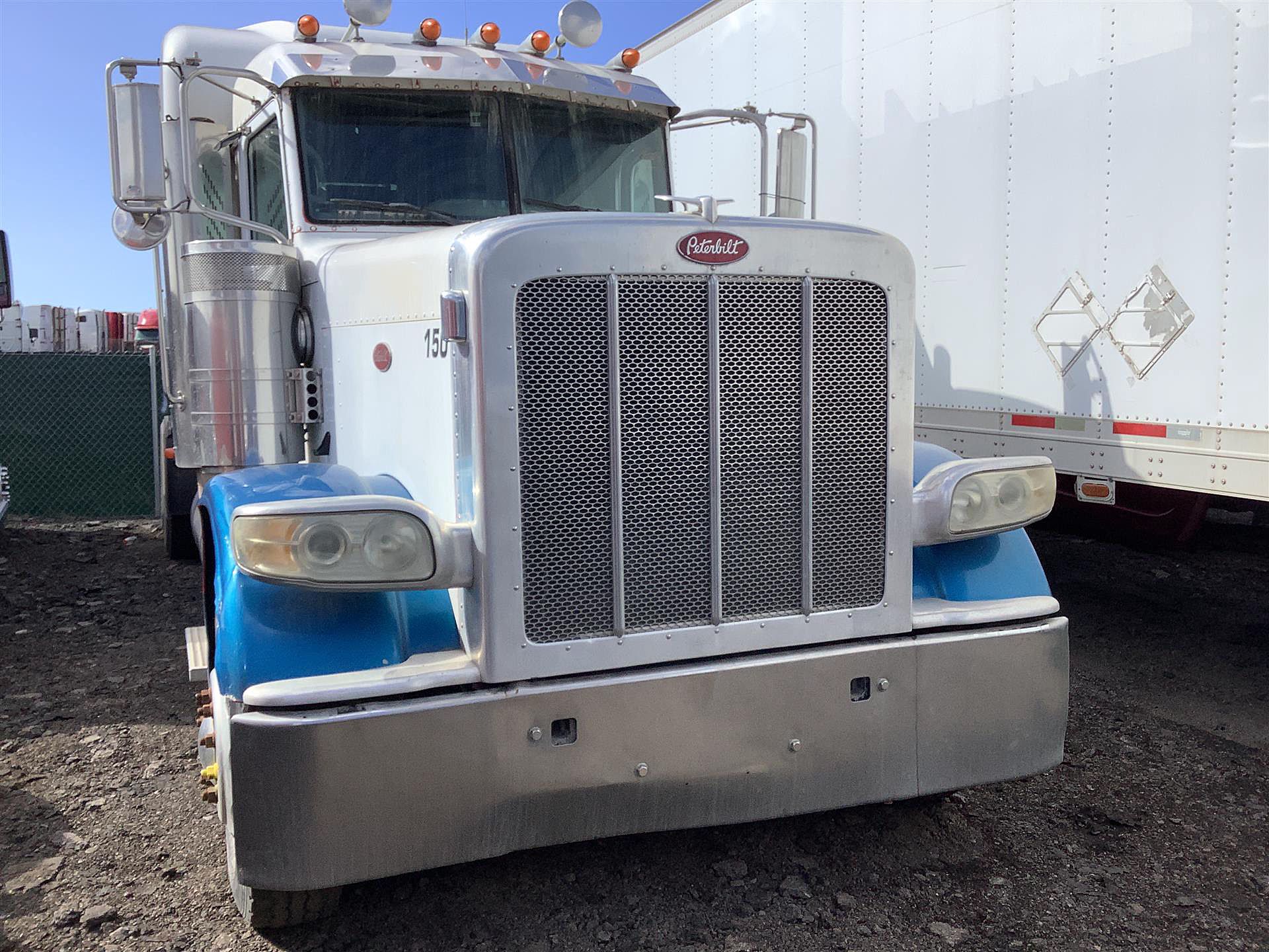 2008 Peterbilt 388 (For Sale) | Sleeper Truck | #SU735972