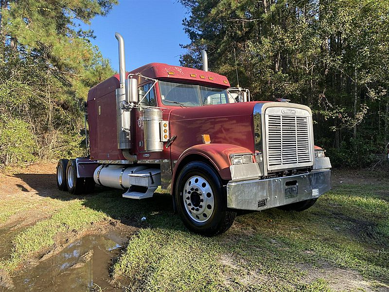 1997 Freightliner FLD120 (For Sale) | 66" Sleeper | #JM1997