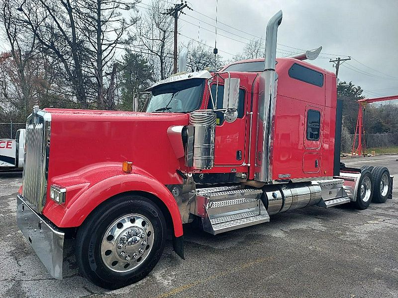 2016 Kenworth ICON 900 For Sale | 86" Sleeper | #0476382