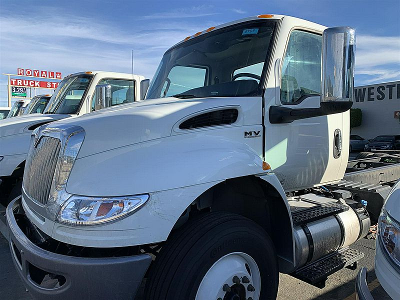 2021 International MV607 4x2 (For Sale) | Cab & Chassis | #ML686969