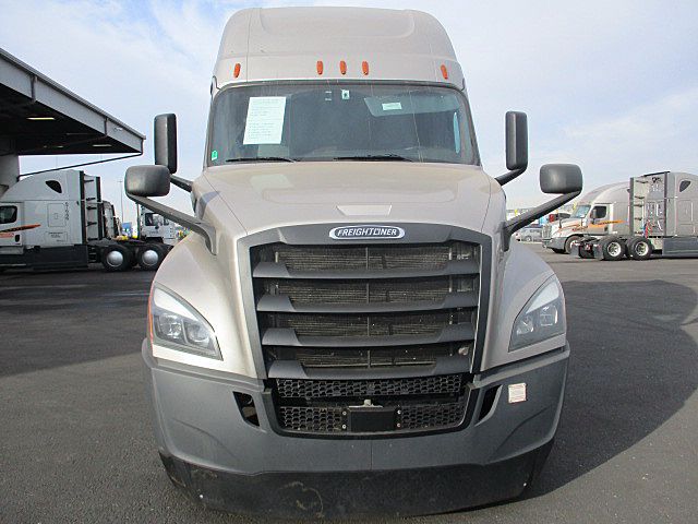2019 Freightliner P4 CASCADIA (For Sale) | 72" Sleeper | #68914