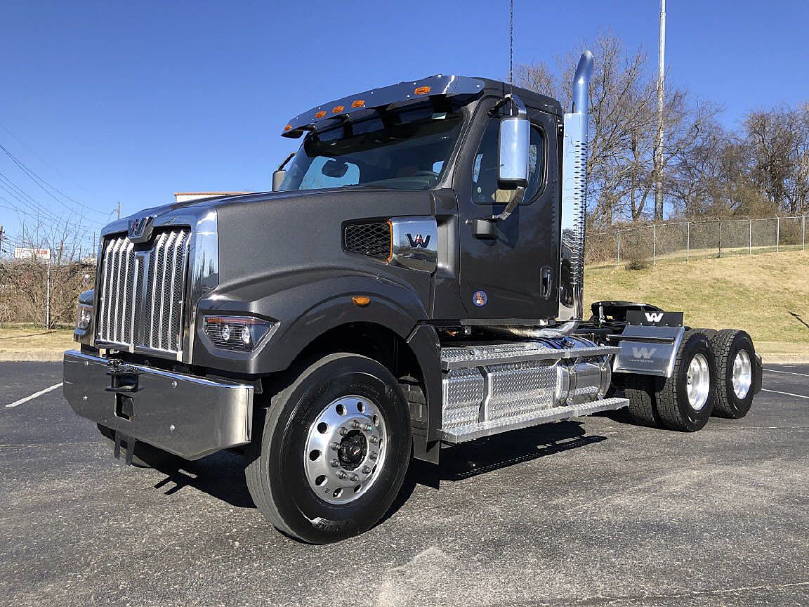 2021 Western Star 49X Star (For Sale) | Daycab | #MLMV0035