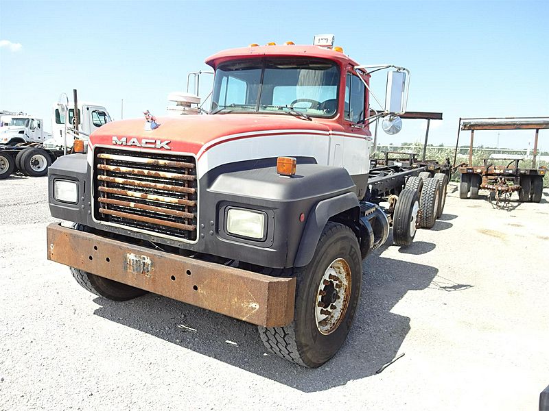 2003 Mack RD688S (For Sale) | Cab & Chassis | #3M065513