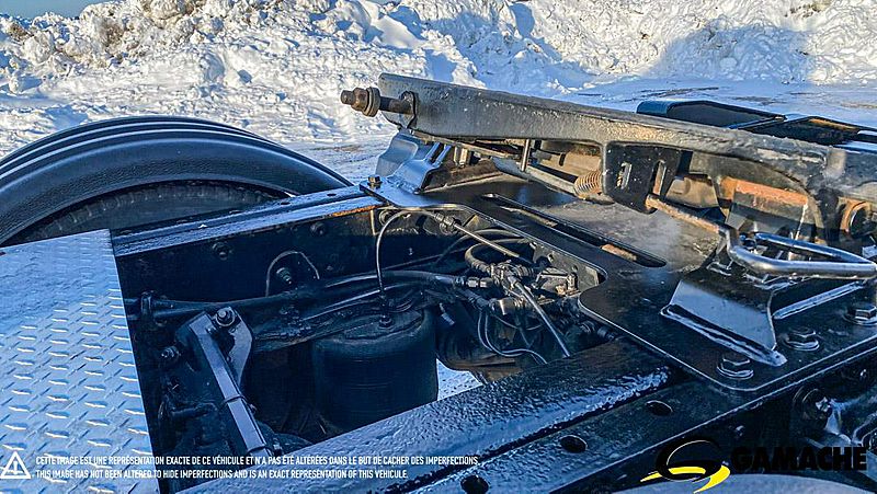 2005 Freightliner ARGOSY CAB OVER For Sale | Sleeper Truck | #C-30520