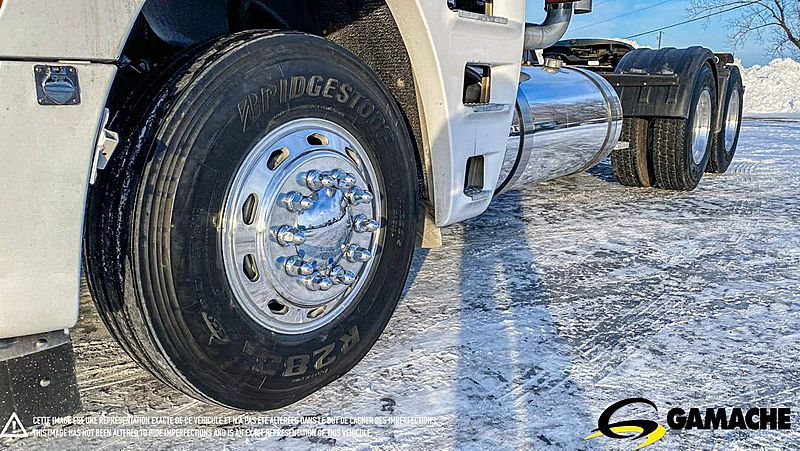 2005 Freightliner ARGOSY CAB OVER For Sale | Sleeper Truck | #C-30520