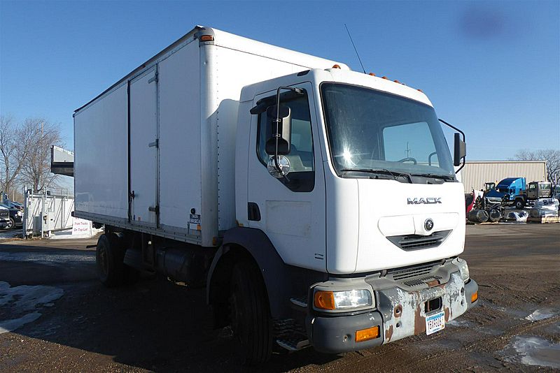 2002 Mack MV Freedom (For Sale) | Day Cab | #9541
