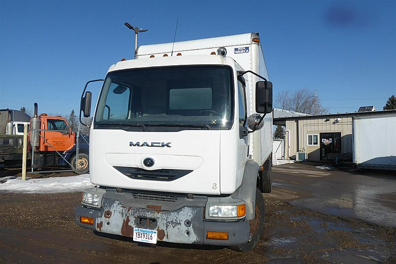 2002 Mack MV Freedom (For Sale) | Day Cab | #9541