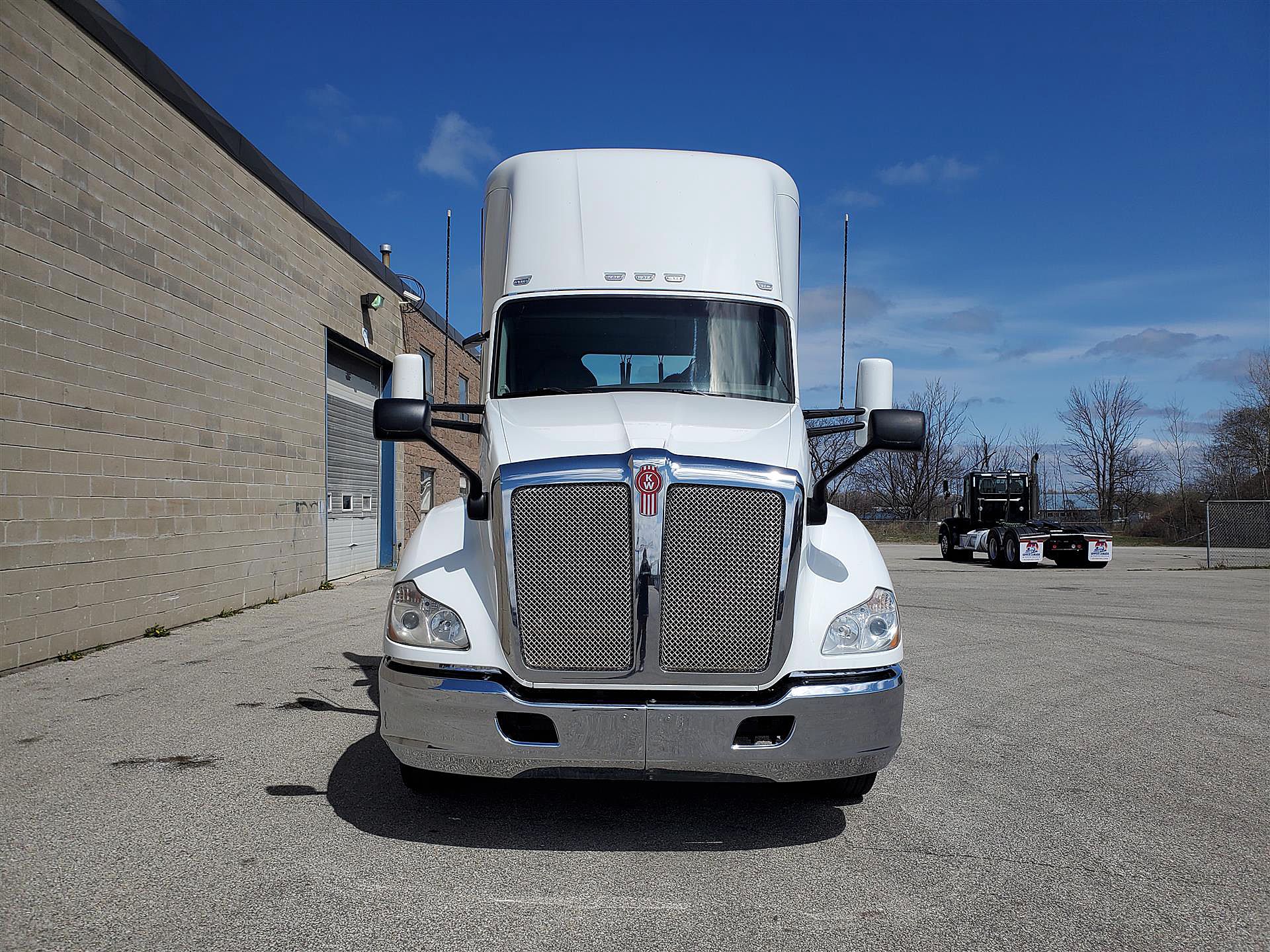 2015 Kenworth T680 For Sale | Day Cab | #1154270